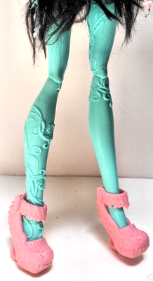 Honey Swamp Straight Hair