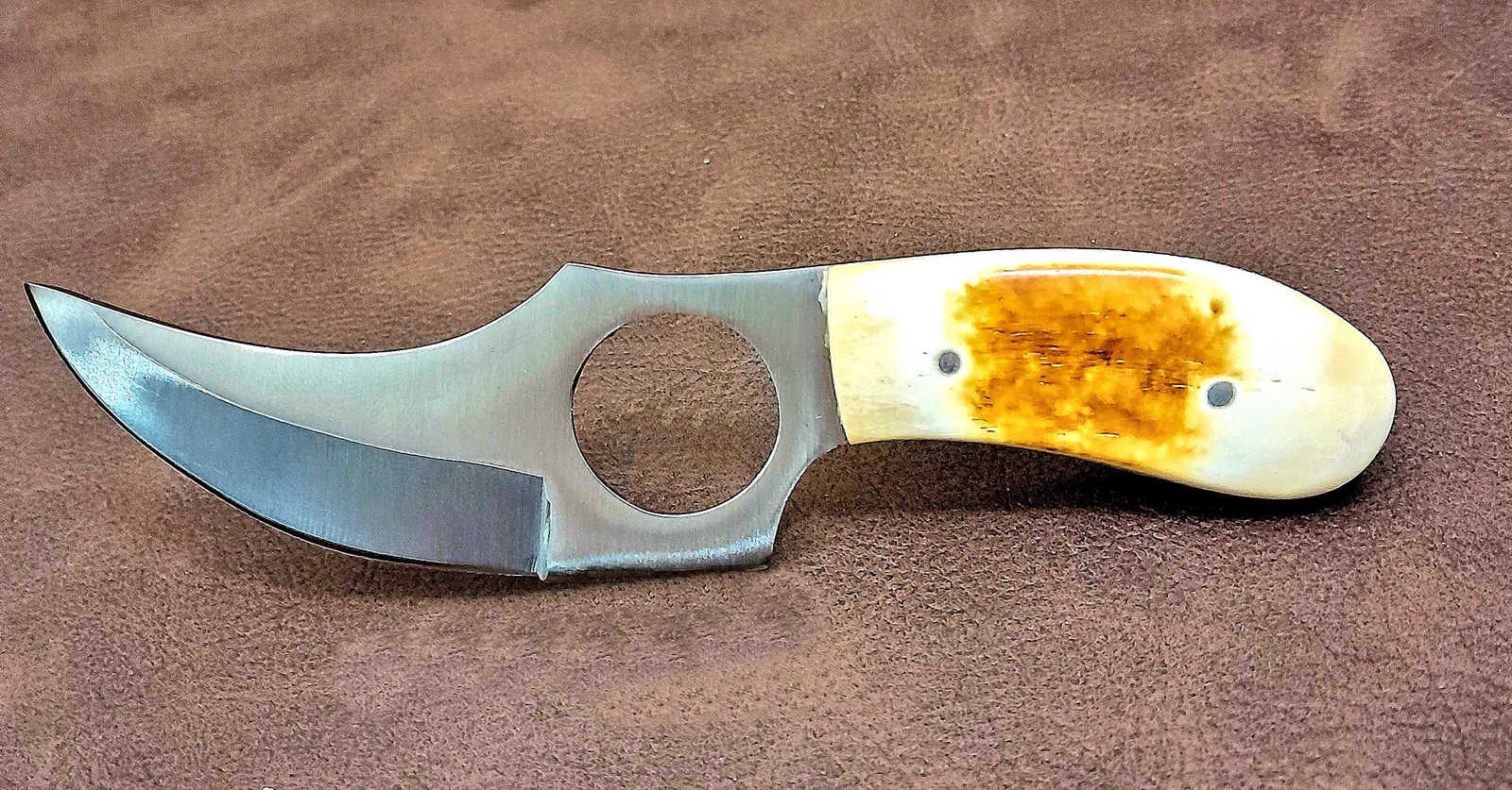 6" Real Bone Sharp Full Tang Skinner Knife w/Finger Choil & Leather ...