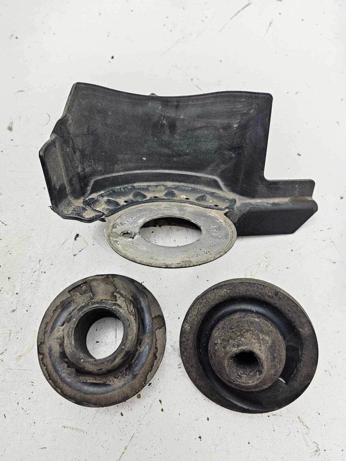 2011-2015 AUDI A6 B8 B8.5 REAR RIGHT STONE GUARD OEM 8K0511540E | eBay