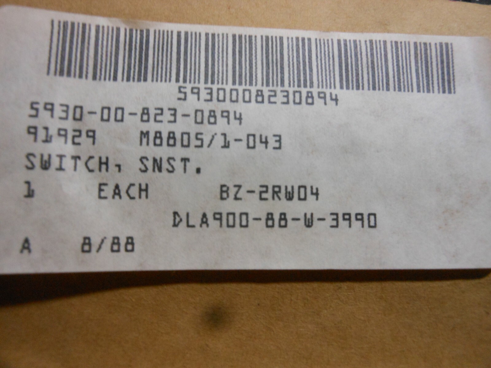 MICRO SWITCH PART # M8805/1-043 NSN: 5930-00-823-0894 # BZ-2RW04 DUAL ...