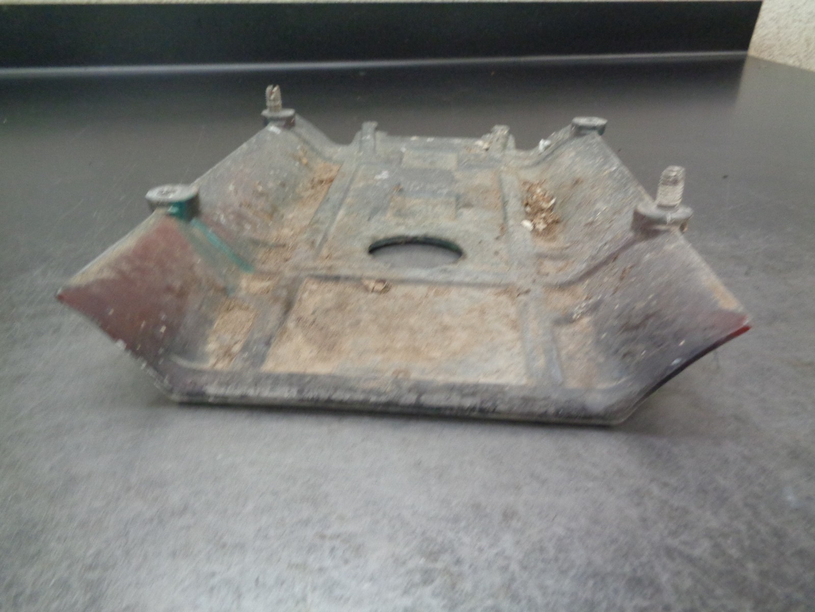 83 1983 KAWASAKI JS 550 JS550 JETSKI PWC ENGINE BODY RIDE PLATE SUPPORT ...