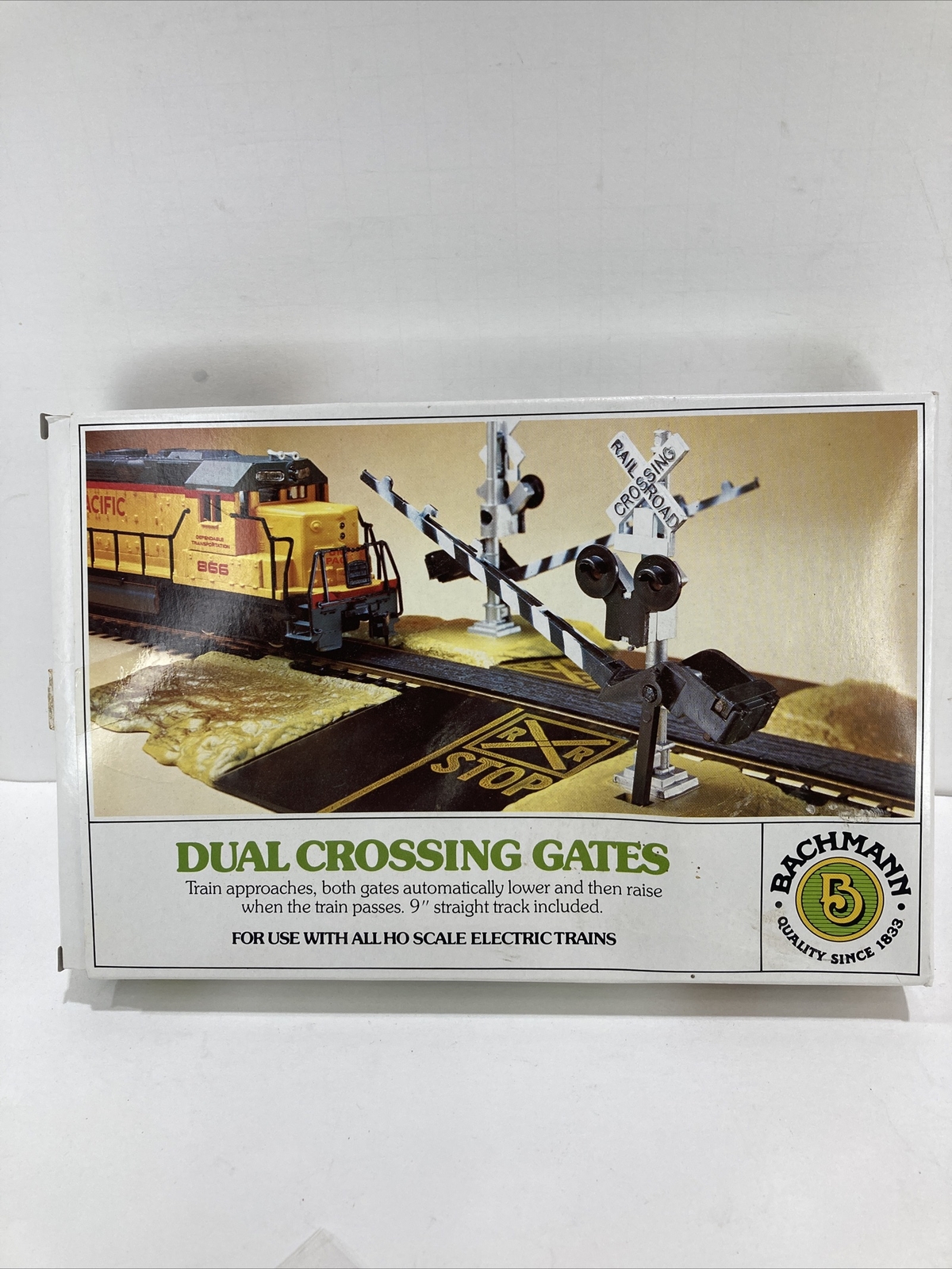 Bachmann HO Scale #46220 Dual Crossing Gates w/ Box NOS | eBay