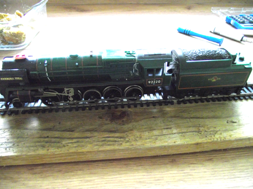 HORNBY OO GAUGE BR CLASS 9F 2-10-0 TENDER LOCO 92220 EVENING STAR No ...