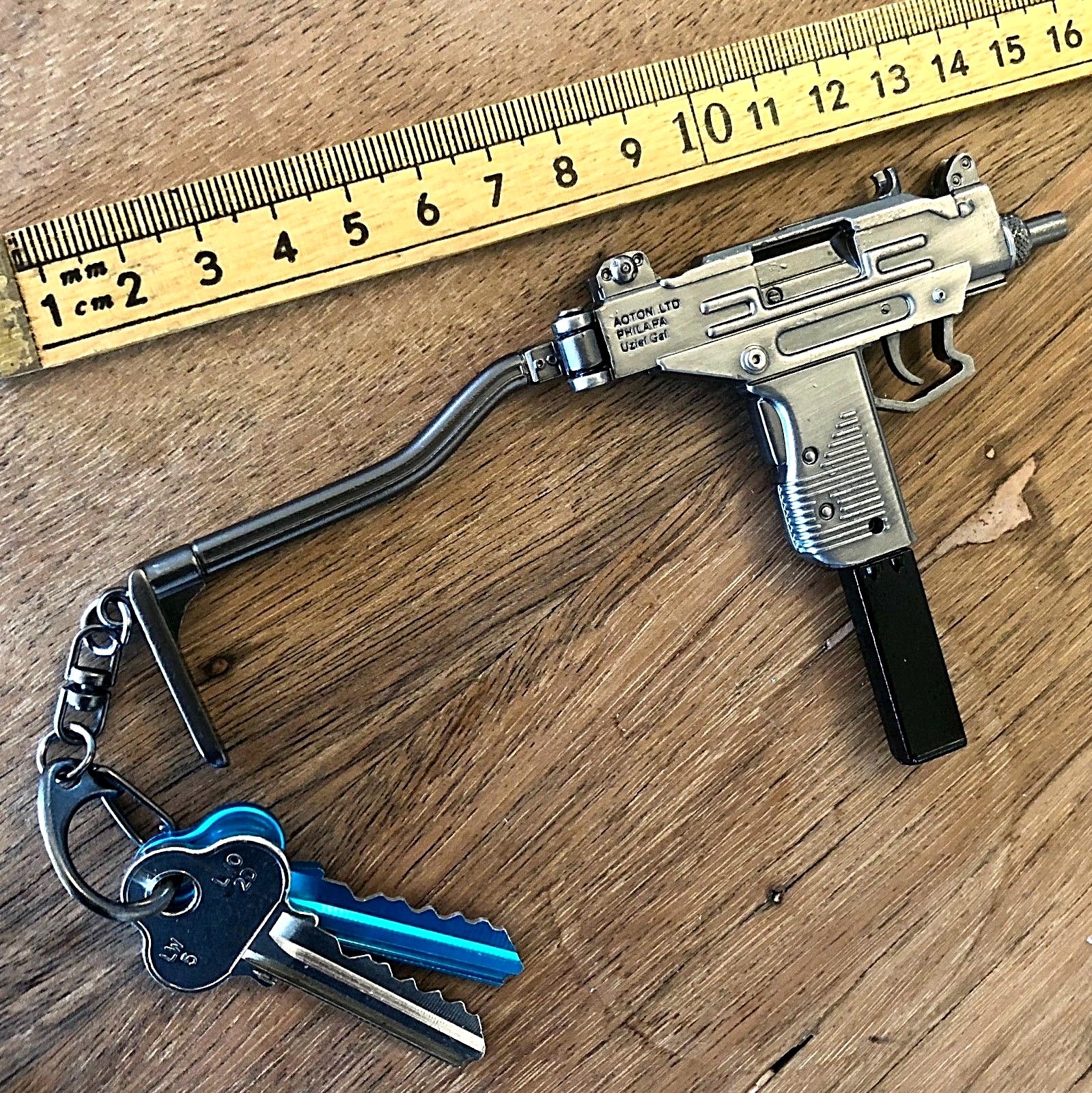 Diecast UZI Keychain Sub-machine Gun Keychain UZI PUBG Model Micro UZI ...