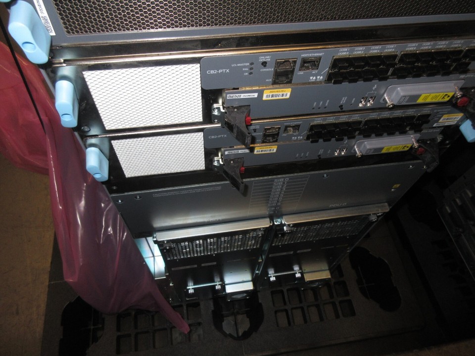 Juniper PTX5000, 2* CCG-PTX-S-D, 9* SIB3-PTX5K-S-C, (See Description ...