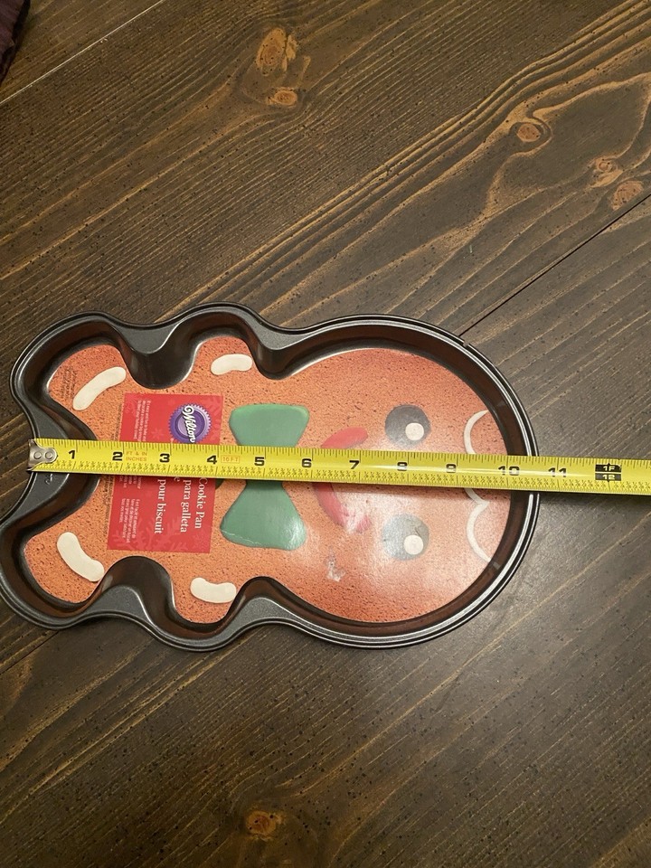 NEW Wilton Gingerbread Man Boy Holiday Christmas Cake Pan 10x6 Non ...