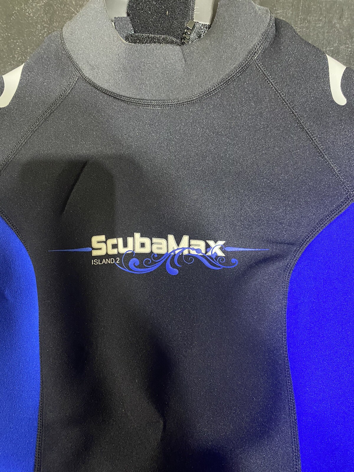 Scubamax Island 2 Short Wetsuit Size 8 Neoprene Black Blue | eBay