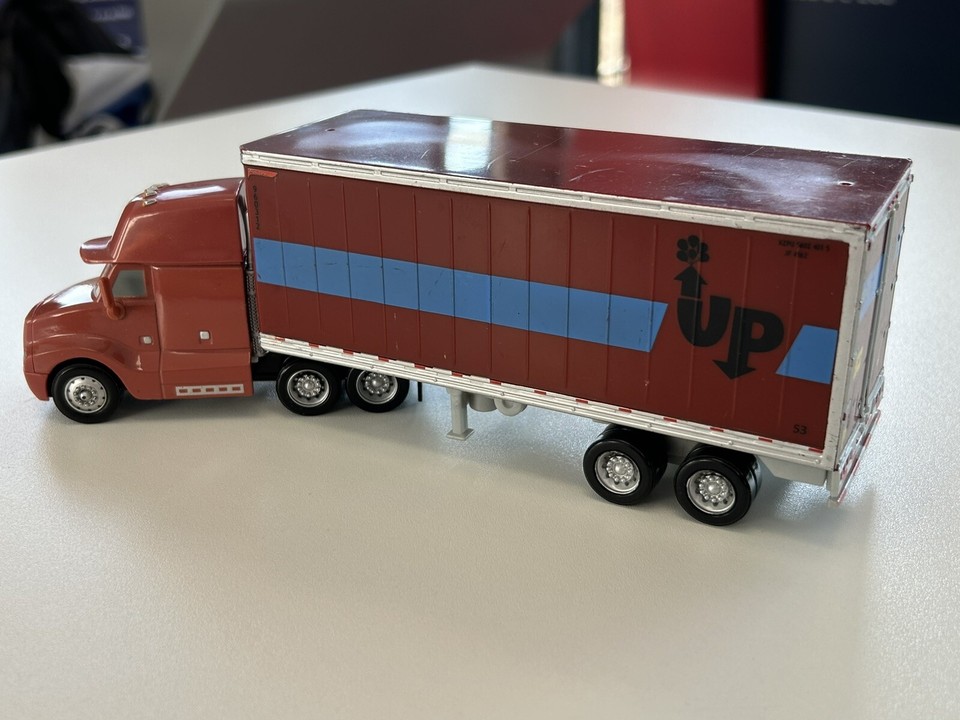 Disney Pixar Cars Oliver Lightload | eBay