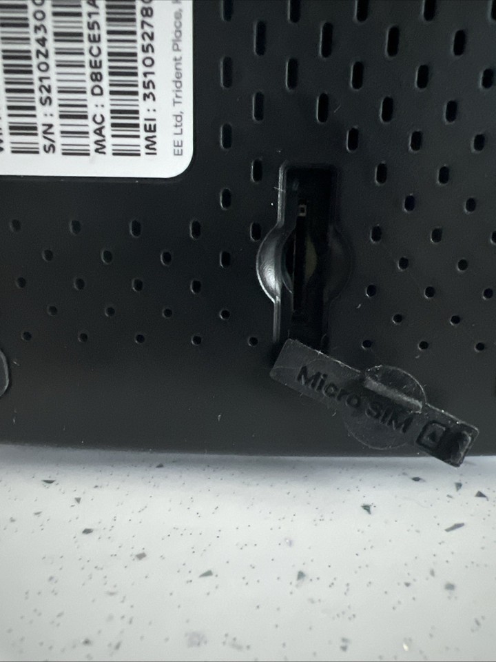 EE 5GEE 5G WiFi Smart Hub Mobile Broadband Router 2.4GHz 5GHz | eBay UK