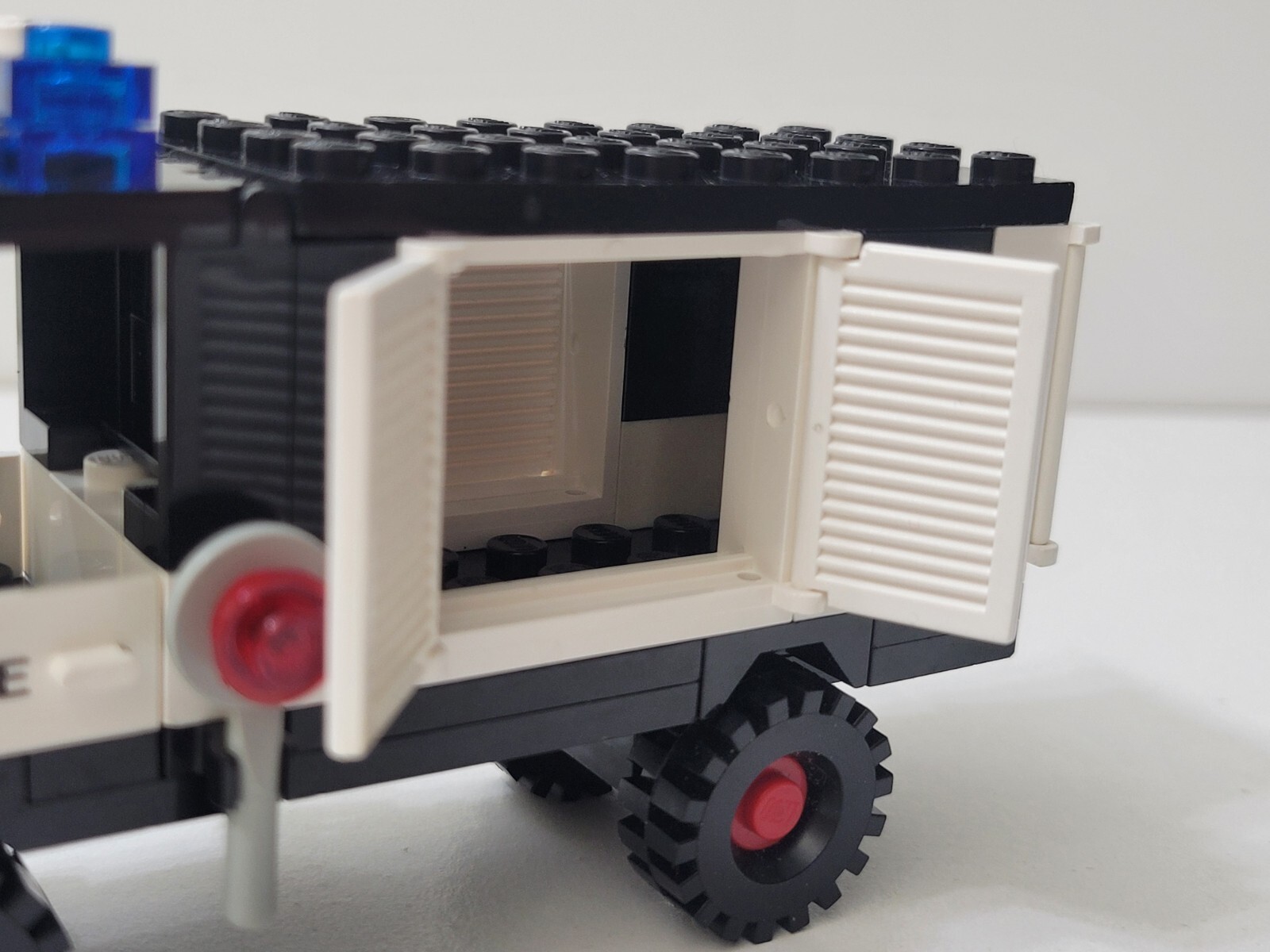 VINTAGE LEGO TOWN 6681 POLICE VAN 100% PARTS COMPLETE w MANUAL EUC! | eBay