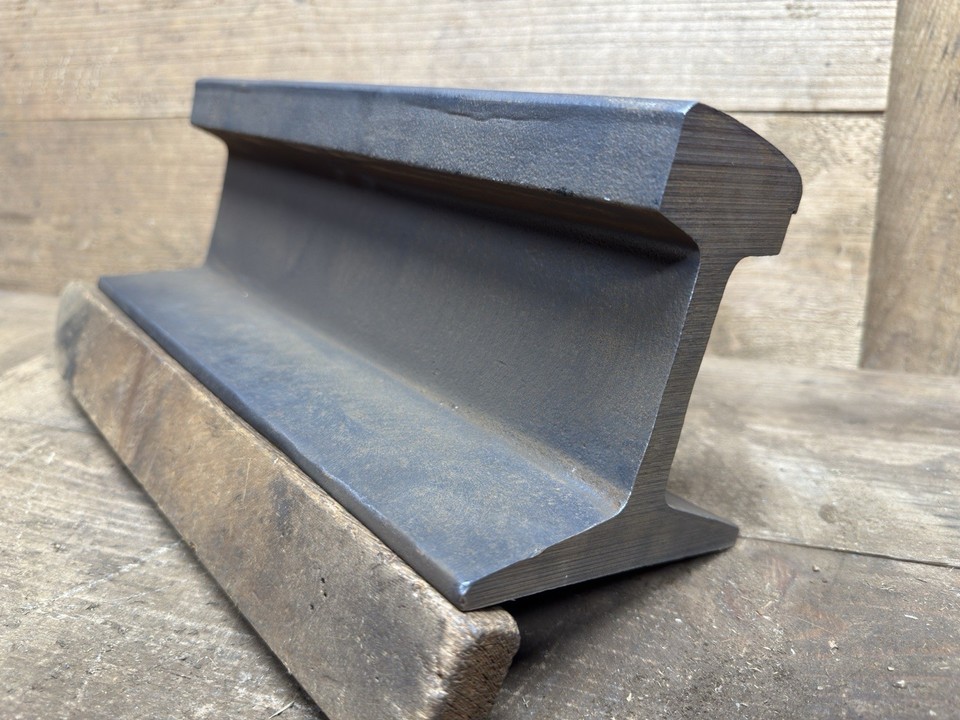 12 1/8 " Steel Railroad Rail Train track Anvil Collectible Blacksmith ...