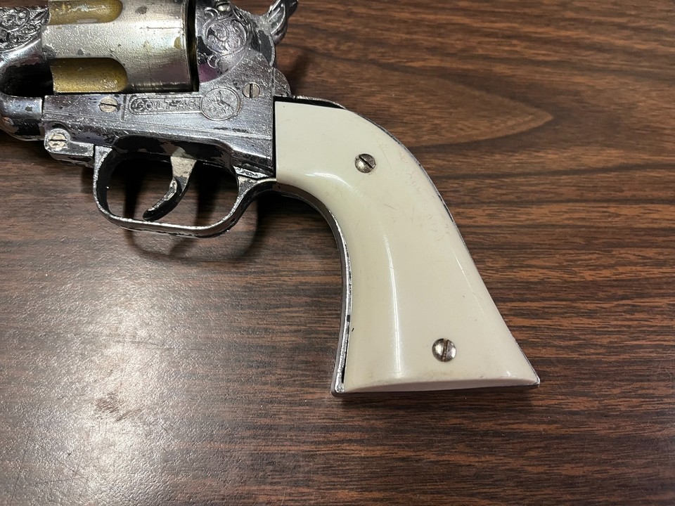 Vintage Made In USA Hubley Colt 45 Cap Shooting Toy Cowboy Western | eBay