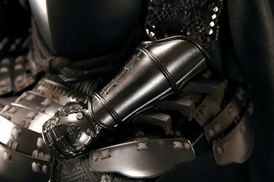 BATMAN Jp Exclusive Samurai Armor Set Handmade Kabuto Yoroi Takayuki ...