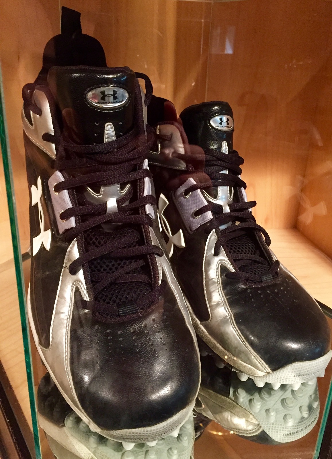 Ray Lewis Game Used Worn Signed Ravens UA NFL Football Cleats Shoes RL ...