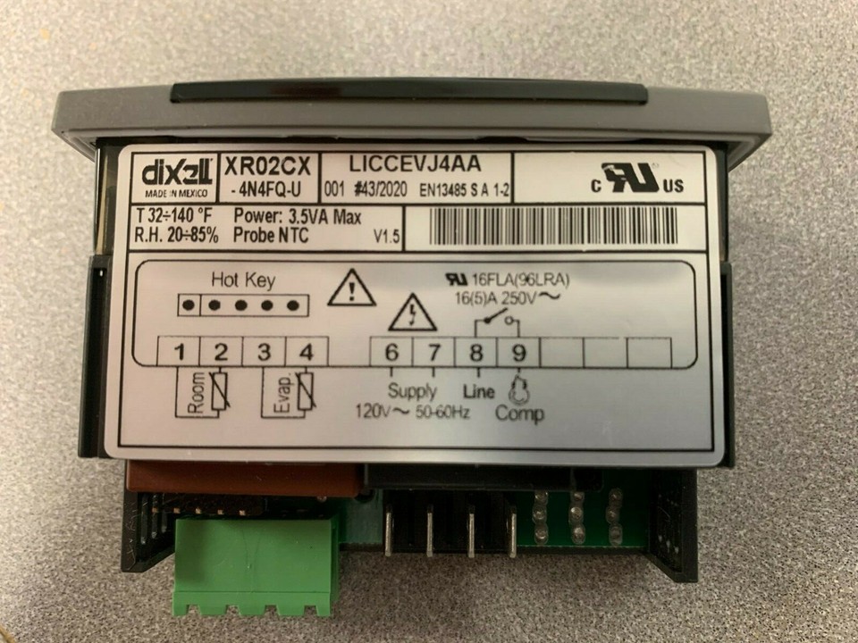 Dixell XR02CX-4N4FQ-U, Hussmann 0548700 with probes (evap and room ...