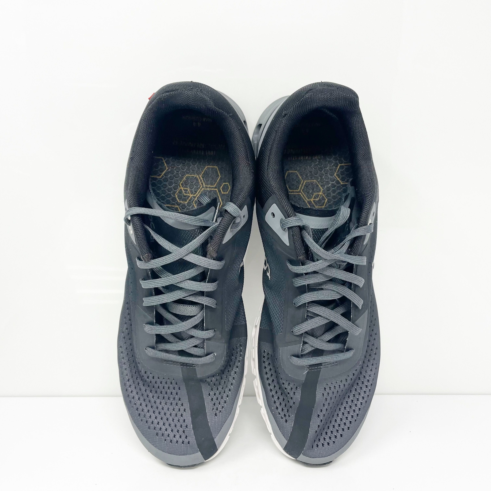 On Mens Swiss Engineering Cloudflow Black Running Sho… - Gem