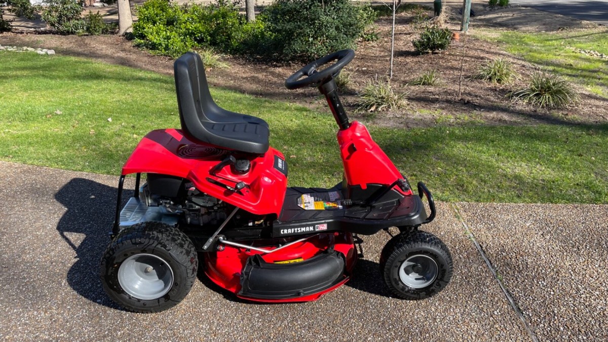 CRAFTSMAN R140 Hydrostatic 30-in Riding Lawn Mower With, 53% OFF