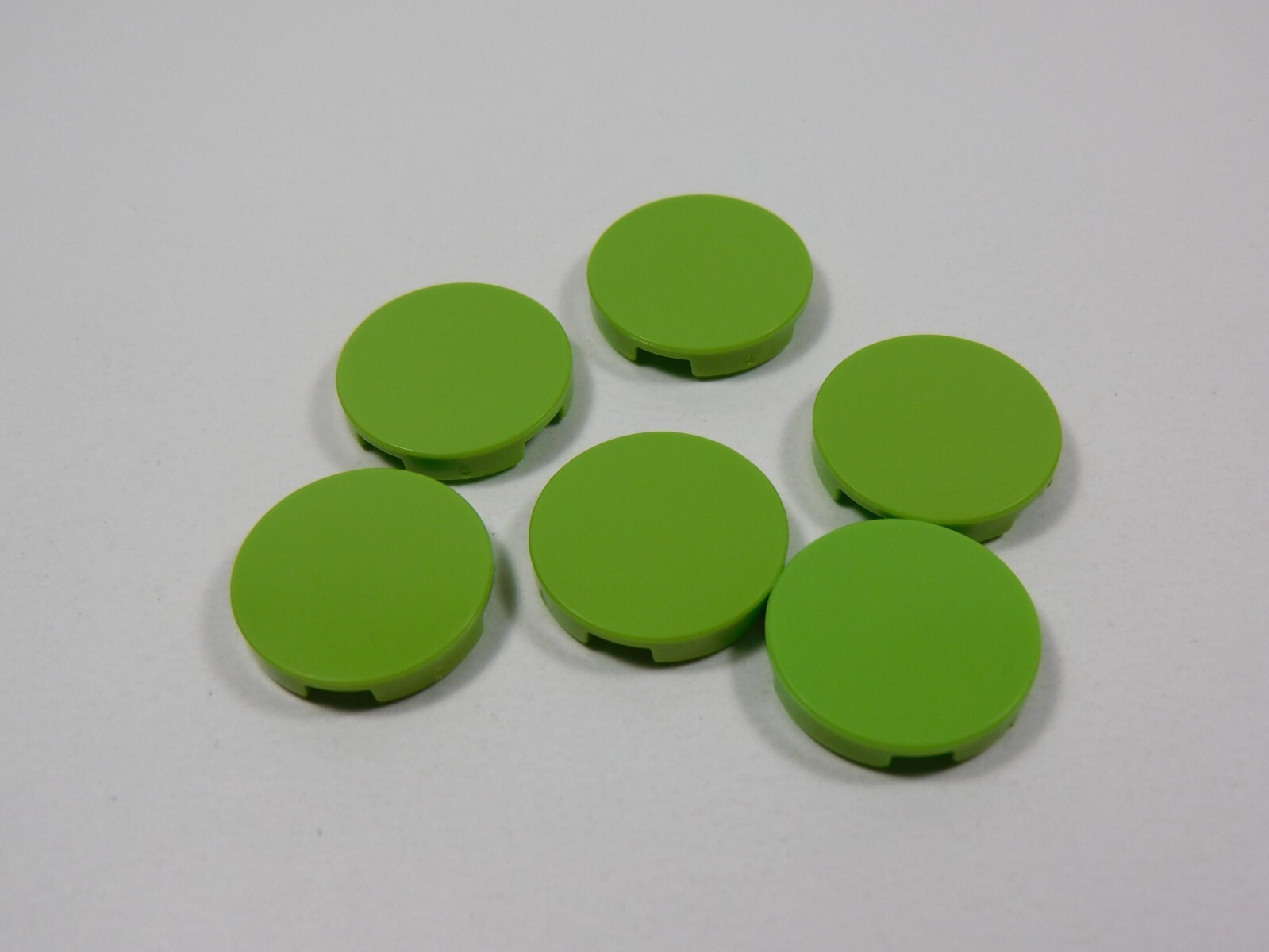 LEGO Lot of 6 Lime Green 2x2 Round Smooth Tiles Plates P0 | eBay