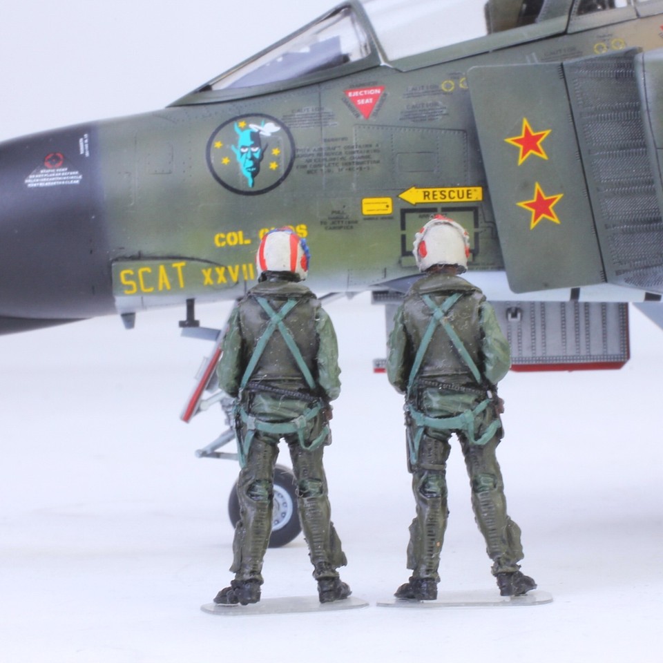 (PreOrder) USAF ACE Fighter Pilots (02 figures) Vietnam war 1:48 Pro ...