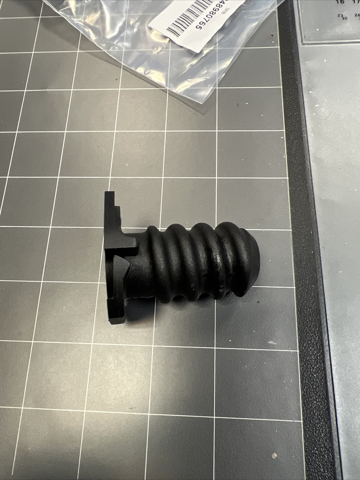 Genuine Mercedes Benz Spare Tire Cover Bolt 1248980765 NEW free ...