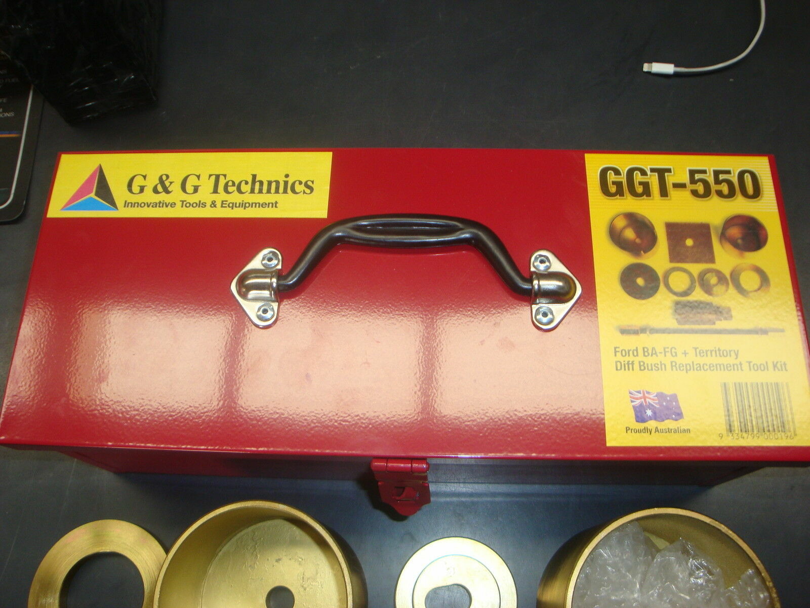 FORD FALCON FPV BA BF FG TERRITORY Diff Support Bush; Removal ...