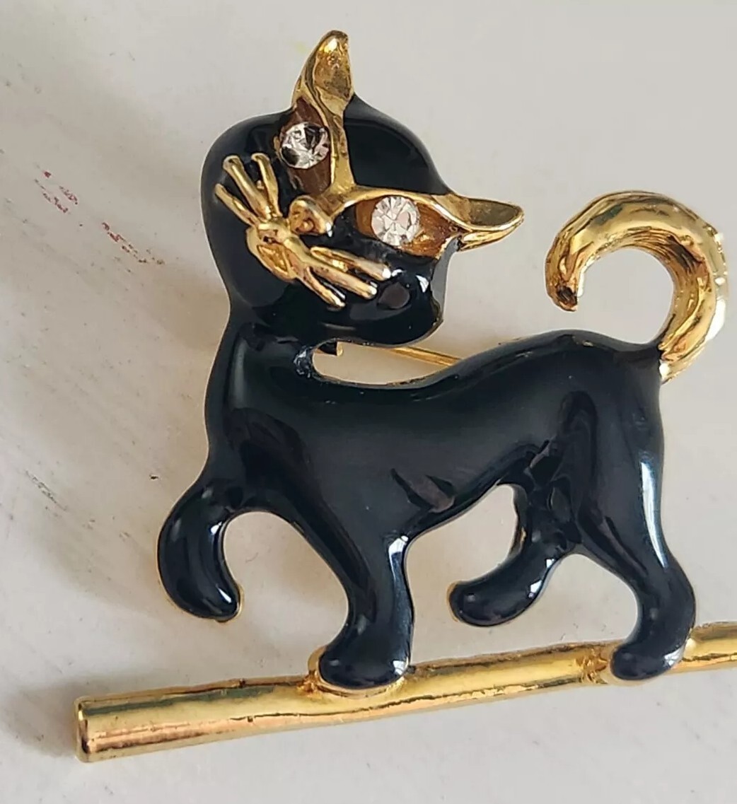 Vintage Cat Pin Enamel Black And Gold Cat Brooch Pin … Gem