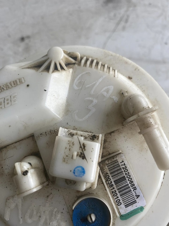 RENAULT MASTER III Minibus / passenger JV Fuel Tank Pump 172020068R ...