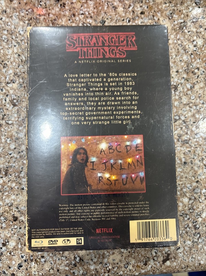 STRANGER THINGS SEASON 1 COLLECTOR'S EDITION BLU-RAY DVD DISC BOX SET ...