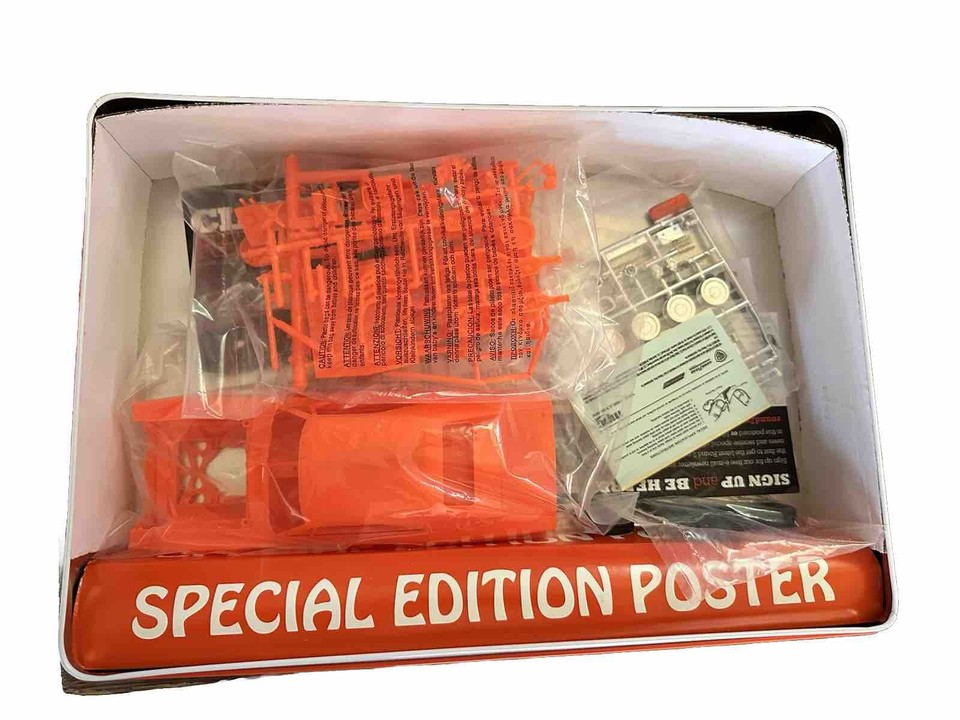 2010 MPC Dukes of Hazzard Collector's Edition General Lee Model Kit w ...
