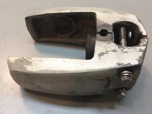 323108 323109 Johnson Evinrude Lower Mounts 321402 321403 316437 316438 ...