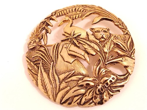 Vintage Tona Signed Gold-Toned metal Circle Jungle-Themed Brooch Pin ...