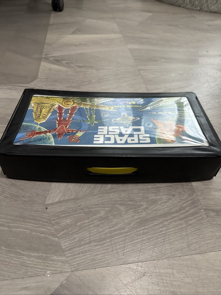 Space Case action figure carrying case 1980's Vintage *100% Complete ...