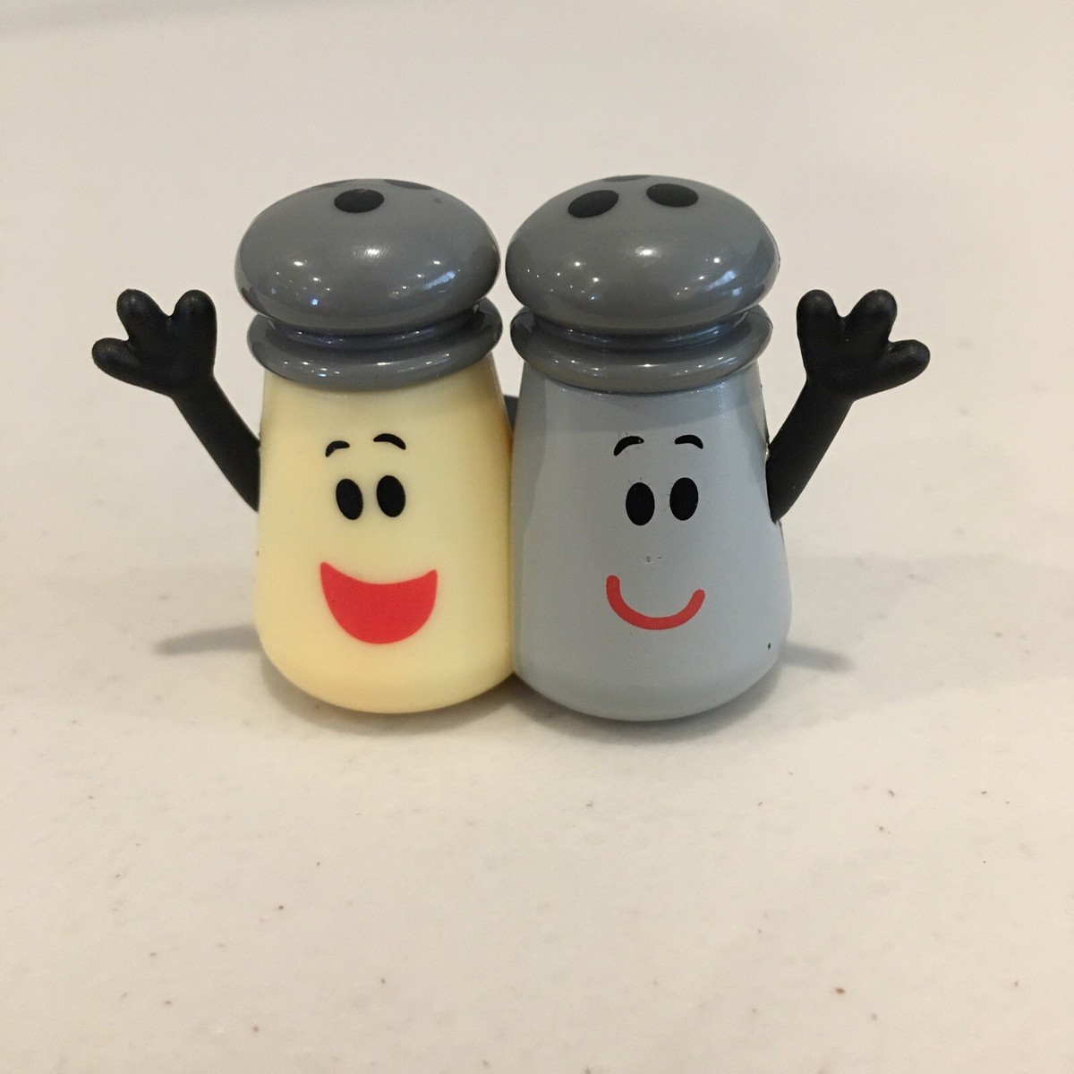 Blues Clues Mr Salt And Mrs Pepper Blue's Clues Mr. Salt, Mrs. Pepper,