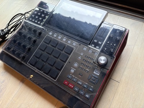 Akai Professional MPCX Tabletop Sampler Sequencer 16x RGB Pads ...