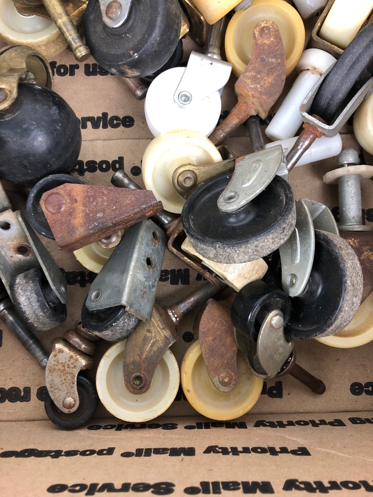 LOT OF 30+ SWIVEL FURNITURE CASTERS Steampunk Art - FSTSHP | eBay