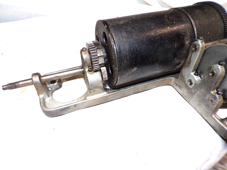 EDISON TRIUMPH CYLINDER PHONOGRAPH MOTOR , THREADED STYLE CRANK | eBay