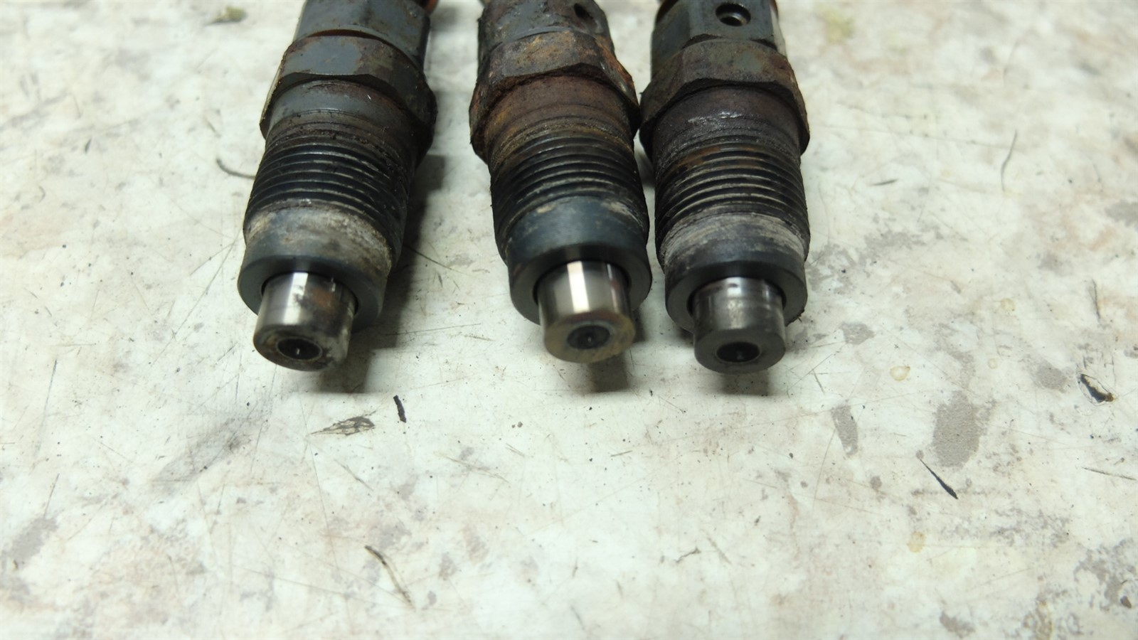 07 Kubota RTV 1100 RTV1100 fuel injectors injector nozzles | eBay