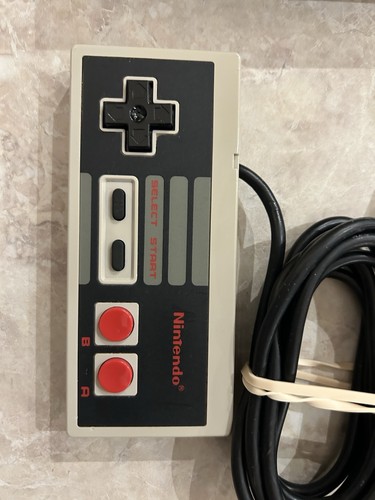 Original Nintendo NES Console Bundle 2 Controllers Super Mario Bros ...