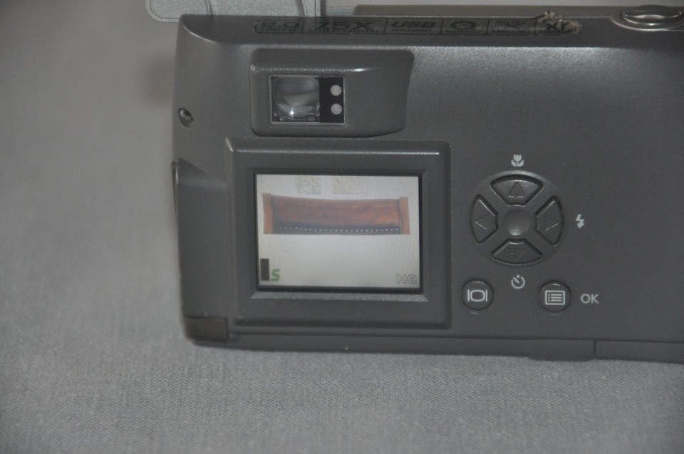 Olympus Camedia D-520 Zoom 2.0 MP Digital Camera, Silver | eBay