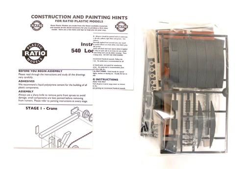 RATIO 'OO' GAUGE LOT OF 8 ASSORTED BUILDINGS/ COACHES & WAGON MODEL ...