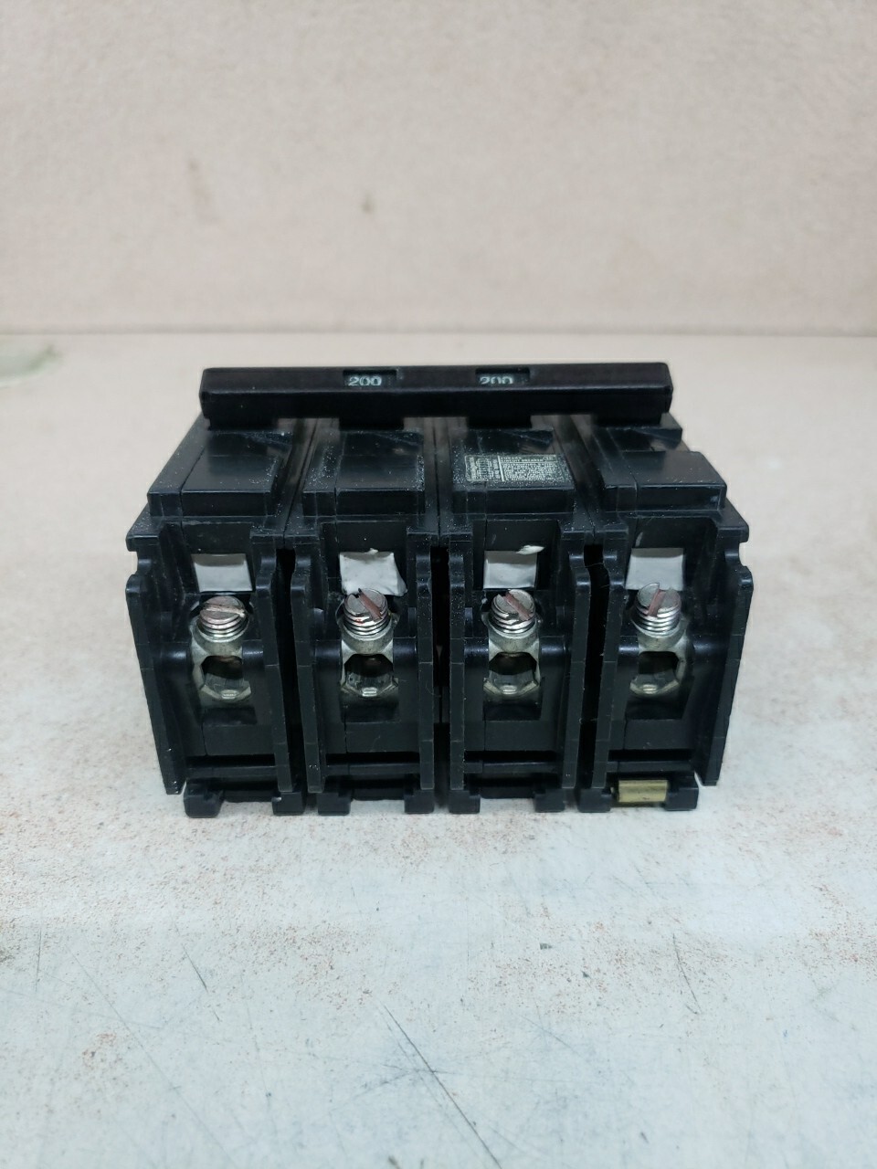 SIEMENS EQ9685 4 Pole 200 AMP Type EQ Main Circuit Breaker | eBay