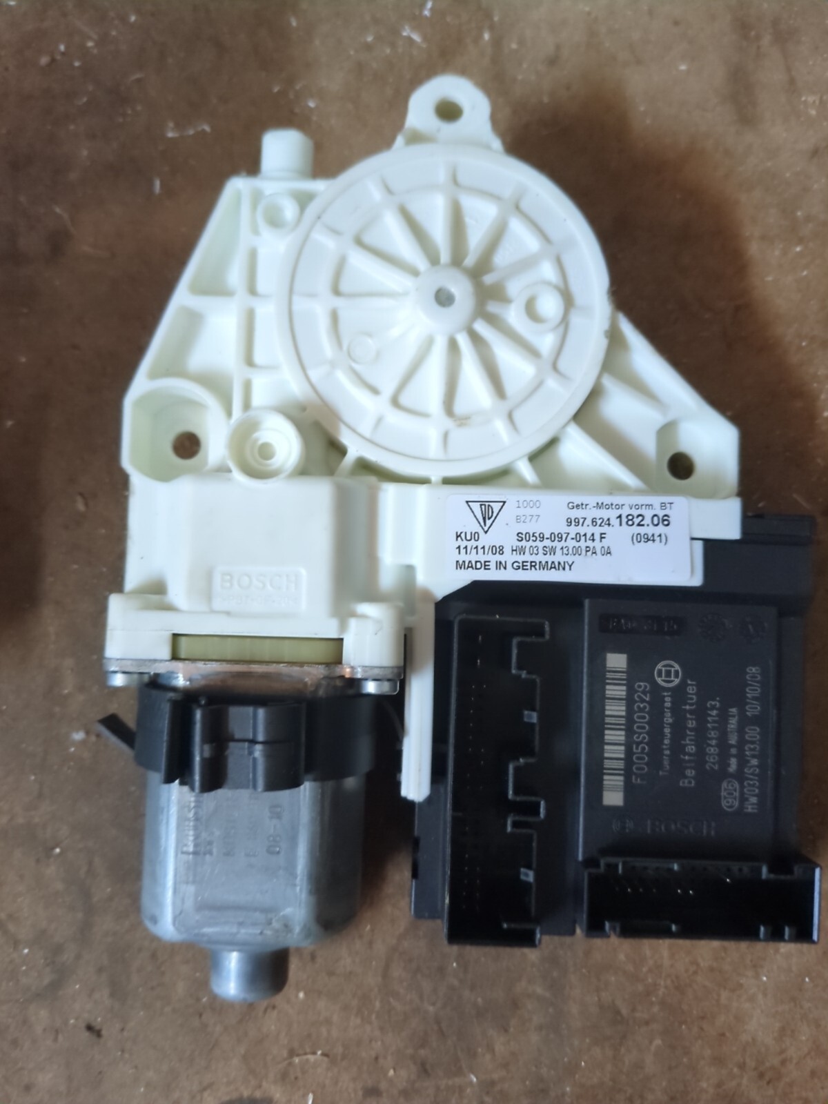 NOS OEM Porsche Power Window Motor 99762418206 Front Right for sale ...