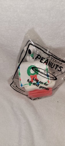 Vintage 2002 Carl's Jr Peanuts Christmas Toy Snoopy Wins 1st Place New ...