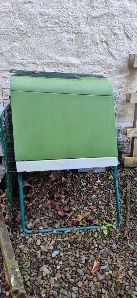 Eglu UpGo Chicken House plus run and 1m extension. Used. Clean, good ...