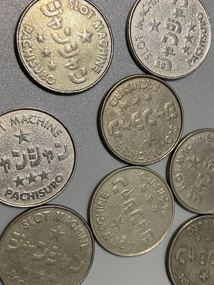 Lot of 17 Vintage Japanese Pachinko Game Tokens - Pachisuro Game Tokens | eBay