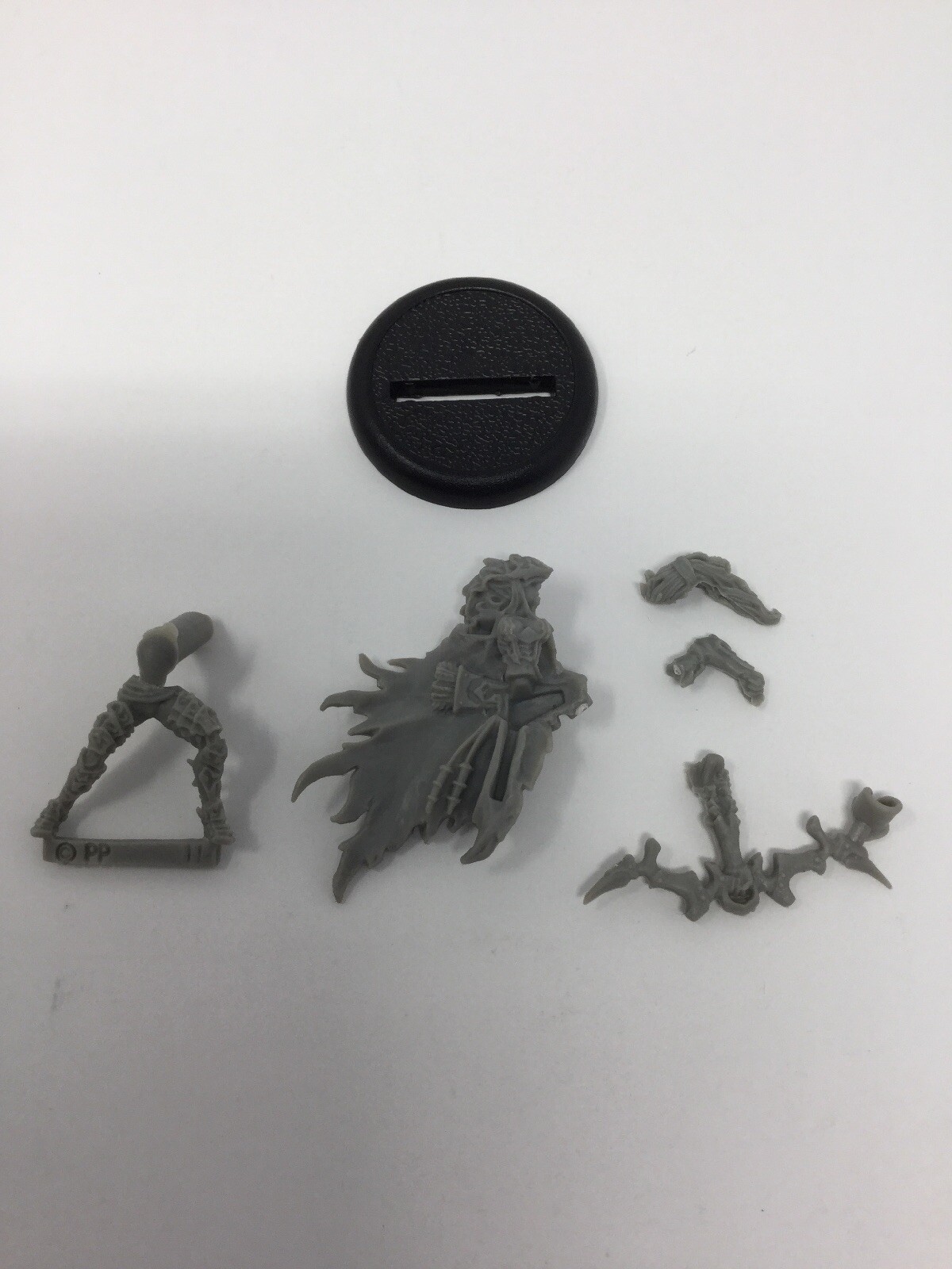 Hordes Legion of Everblight Lylyth Herald of Everblight PIP73055 Used S ...