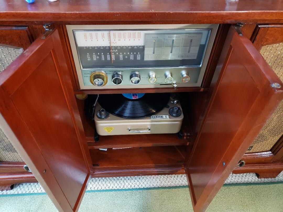 Vinyl Records Stereo Console Zenith 1950's Great Sound Maintenance Read ...