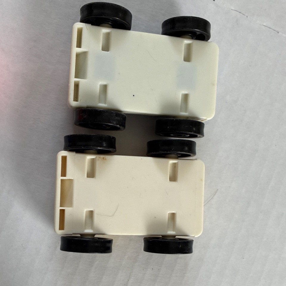 Fisher-Price Little People Blue & Yellow Cars with Figures Ages 3-7 | eBay