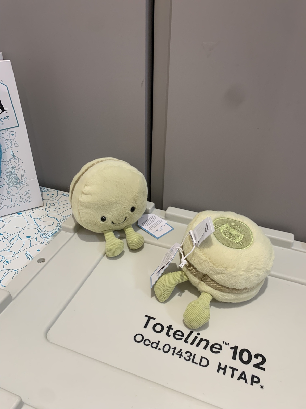 Jellycat AMUSEABLE MAX MACARON Soft Plush Toy-Christmas gifts | eBay