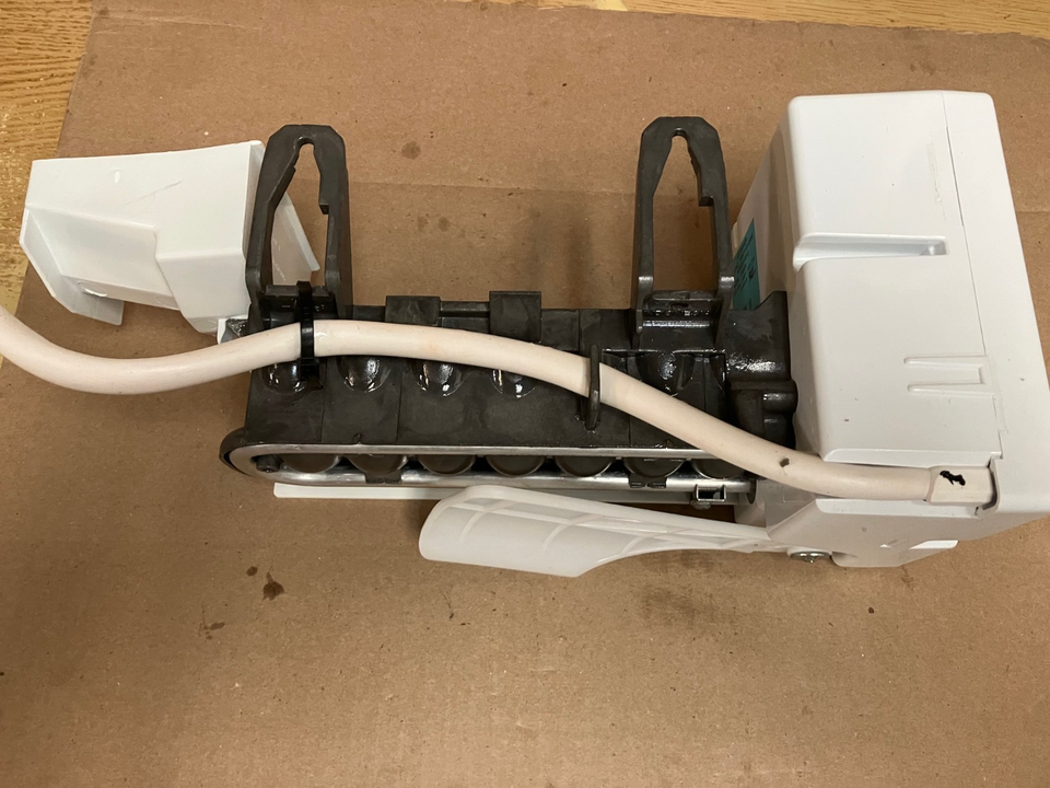 GE Refrigerator Ice Maker Assembly WR30X30097 WR30X35285 AP6995252 ...